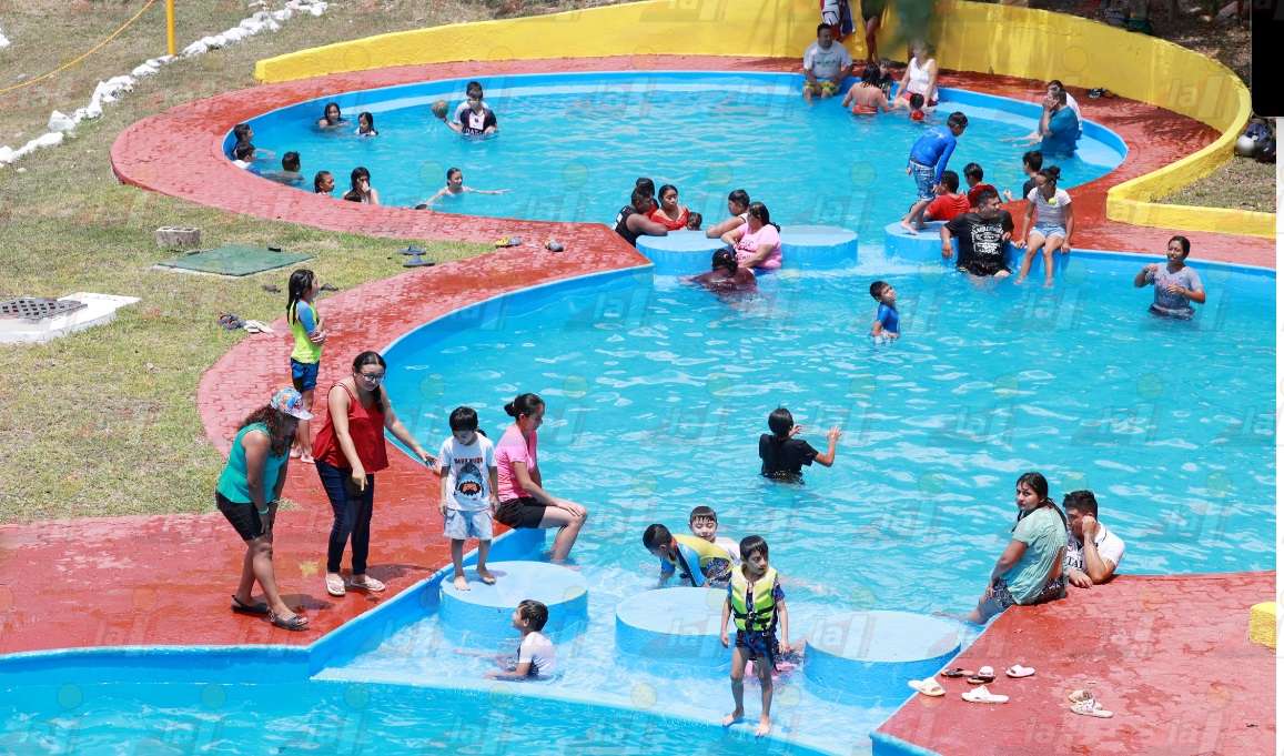 Reabren las piscinas del Acuaparque de Mérida